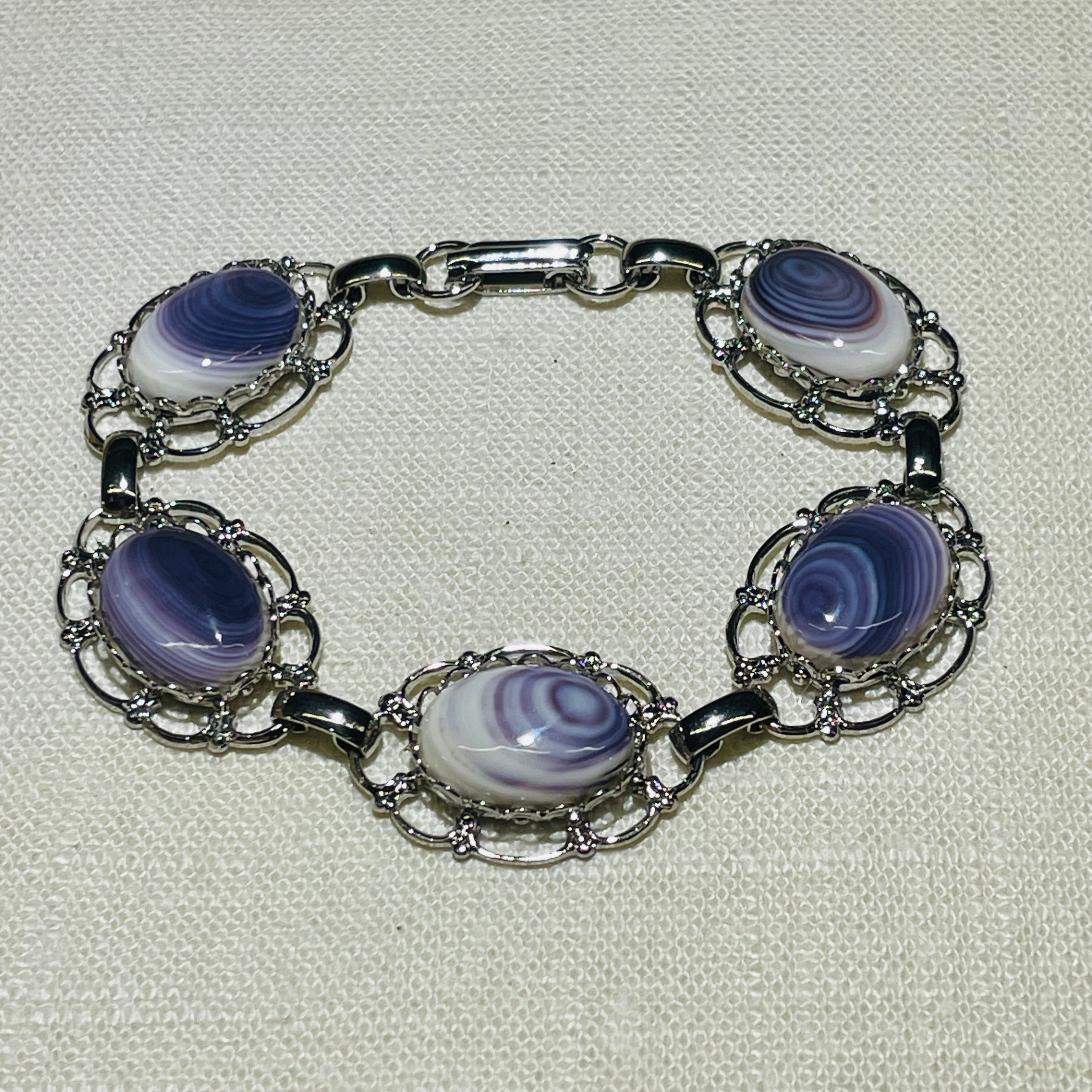 BR32 Bangle Bracelet Costume Wampum – Wampum World